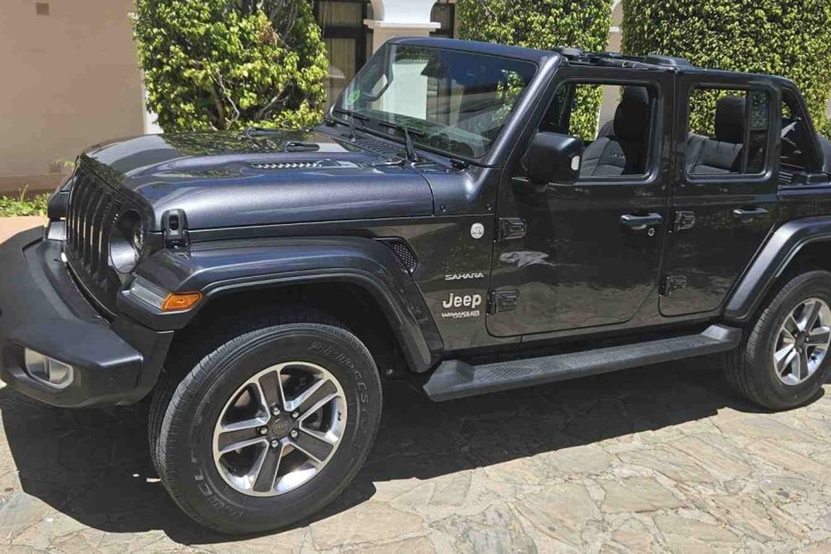 Jeep Sahara 4-Türer Cabrio in Spanien mieten – Prime Rental Group